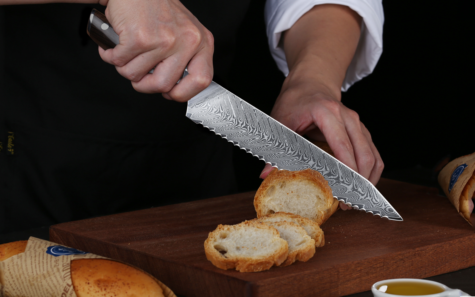 OEM Serrated Bread Knife Ultra Sharp Stainless Steel Bread Cutter oem-serrated-bread-knife-ultra-sharp-stainless-steel-bread-cutter